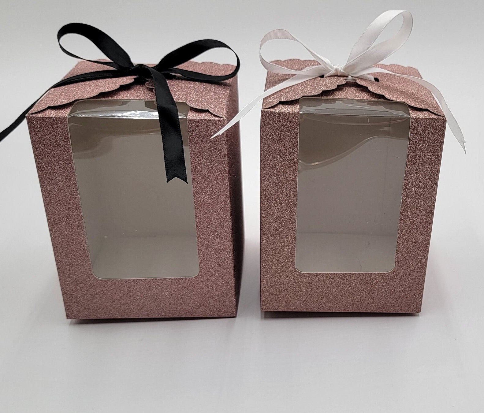 Summer Wedding Favor Boxes Rose Gold Sparkly Scalloped Edged Stemless ...
