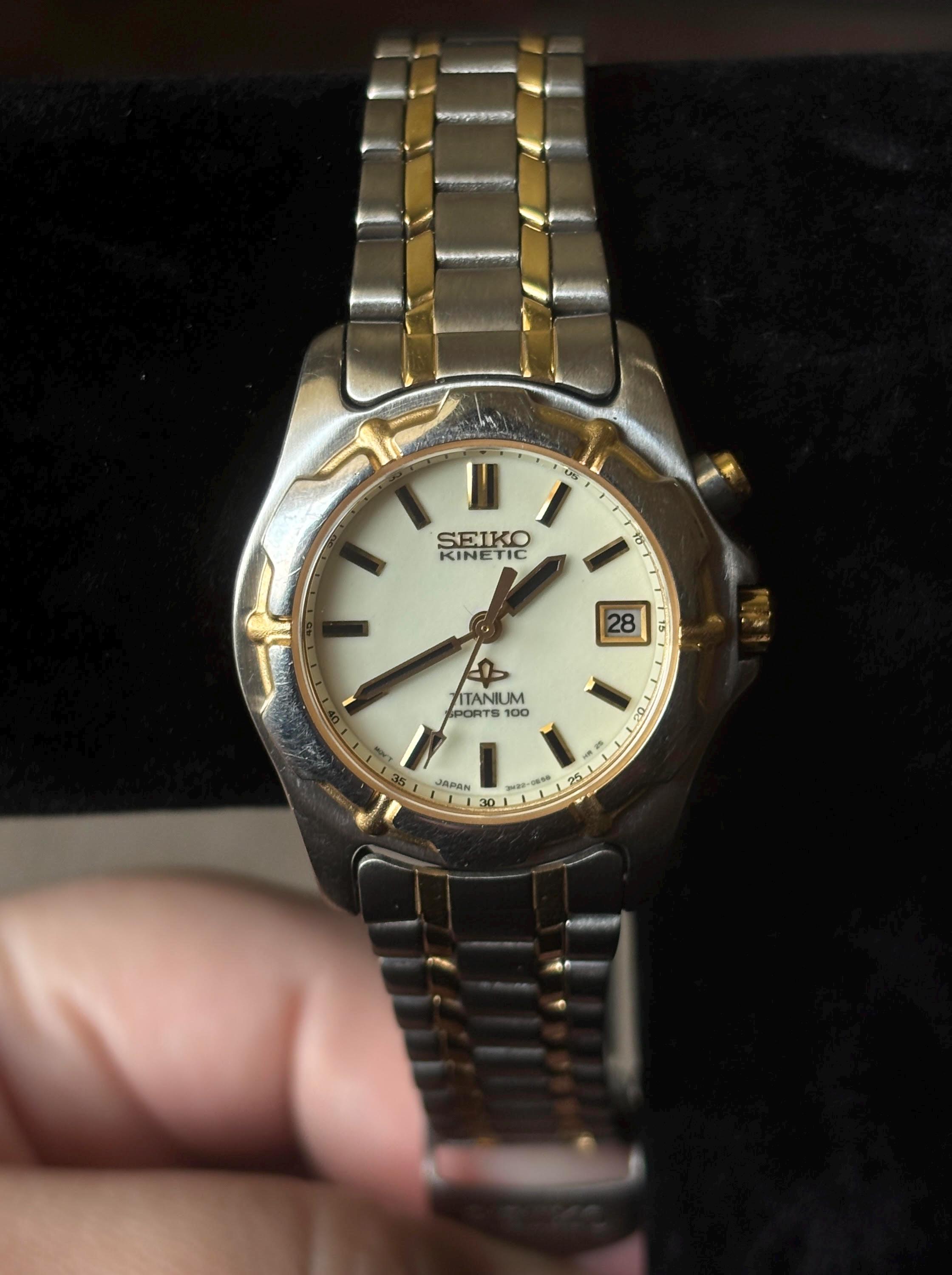 Vintage Seiko Kinetic Titanium Sport 100 Women's Two-tone Vintage Seiko Kinetic Titanium Sport 100 Women's Two-tone