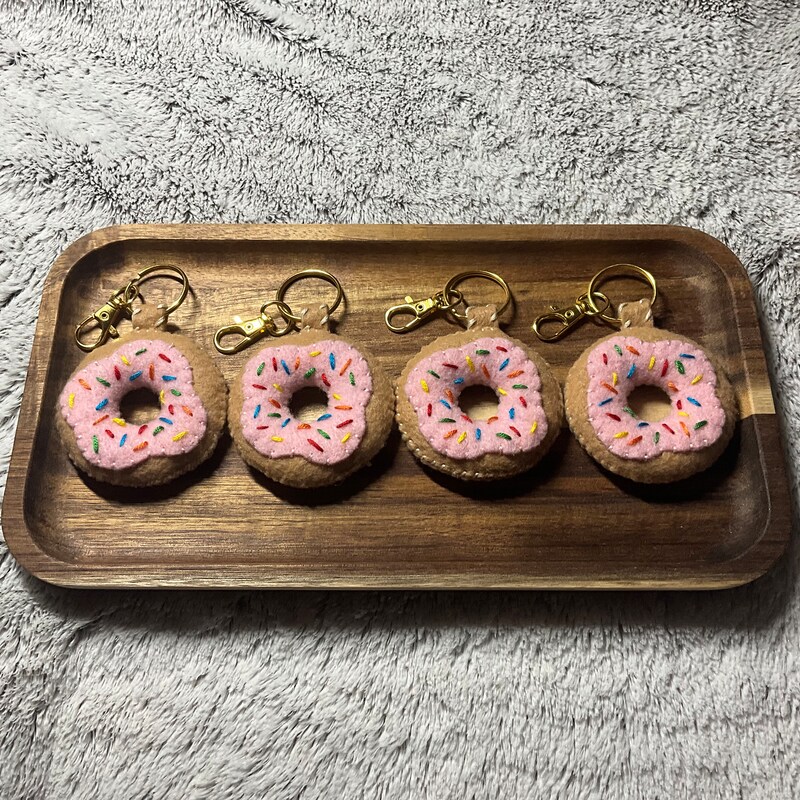 Felt Keychain - Etsy