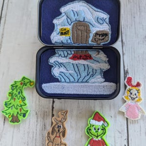Grinch Pocket Playset, Tin Playset, Pretend Play, Quite Time Play, - Etsy