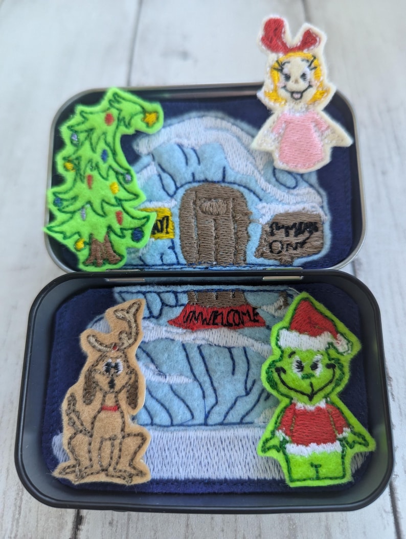 Grinch Pocket Playset, Tin Playset, Pretend Play, Quite Time Play, - Etsy