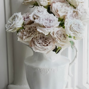 Deluxe Garden Roses Westminster Abbey in Silver - Etsy