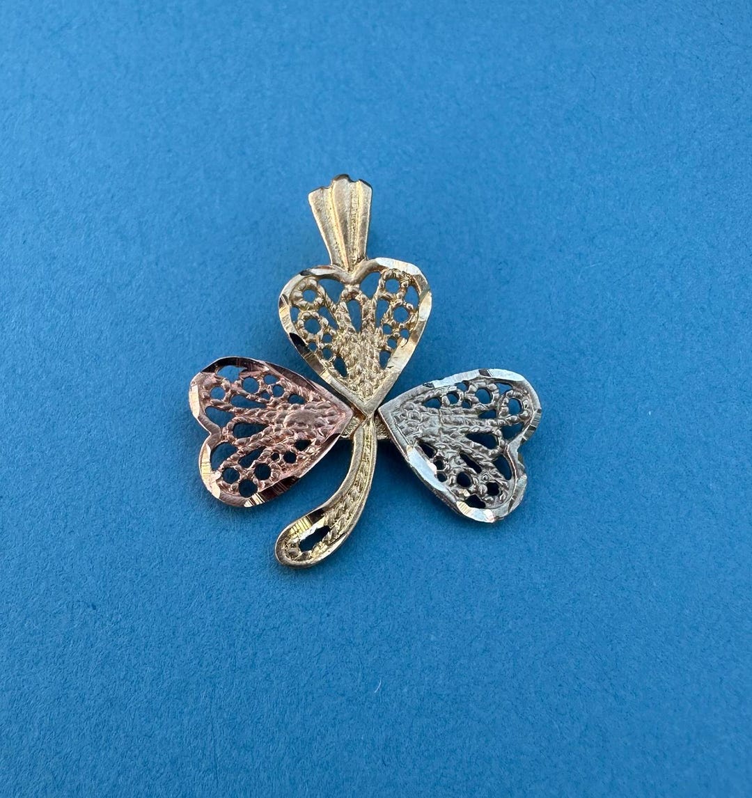 Vintage 14k Rose White Yellow Gold Filigree Shamrock Clover Pendant ...