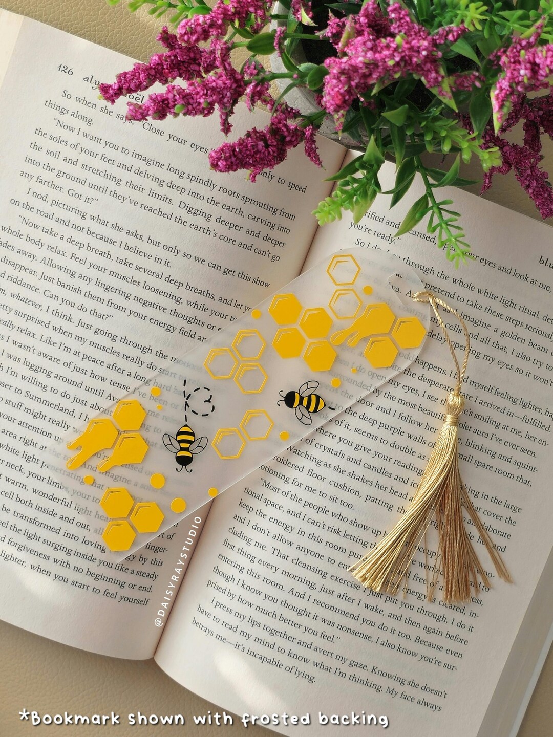 Honeycomb Bee Acrylic Bookmark, Aesthetic Plastic Bookmark, Honeycomb ...