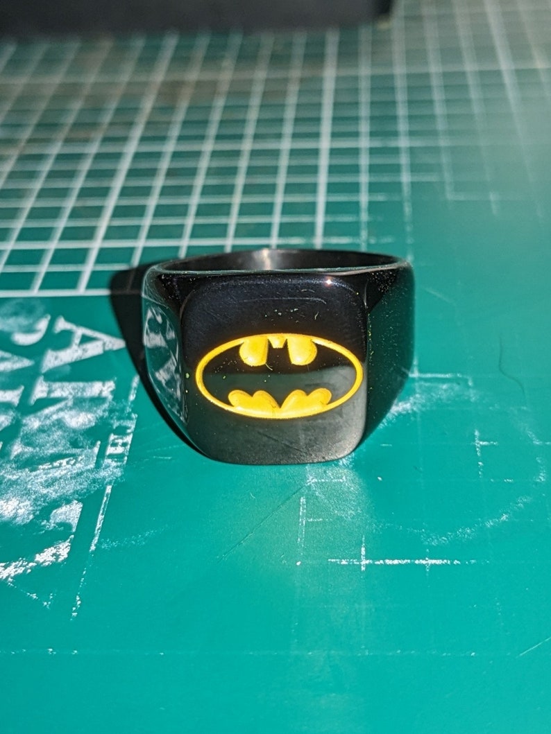 DC COMICS Steel Signet Ring Batman - Etsy