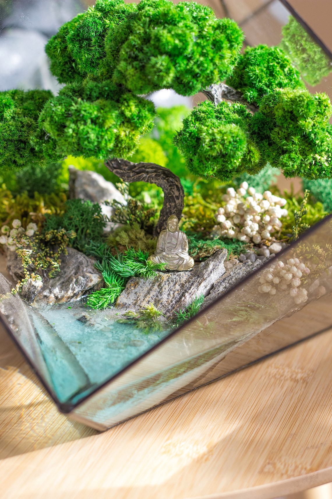 Crystal Cube Terrarium Moss Art, Gift for Mom, Small Terrarium for ...