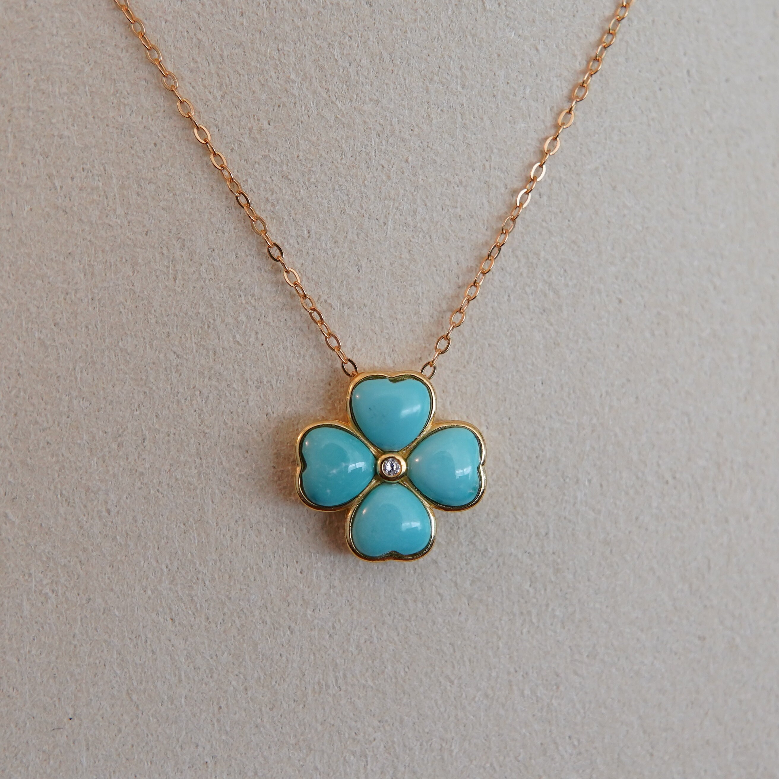 Blue Turquoise Clover Necklace: Stunning Blue Gemstone - Etsy