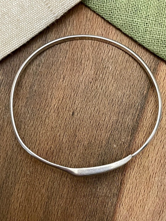 Torque Tear Drop 1970s Bangle Bracelet Solid Sterling… - Gem