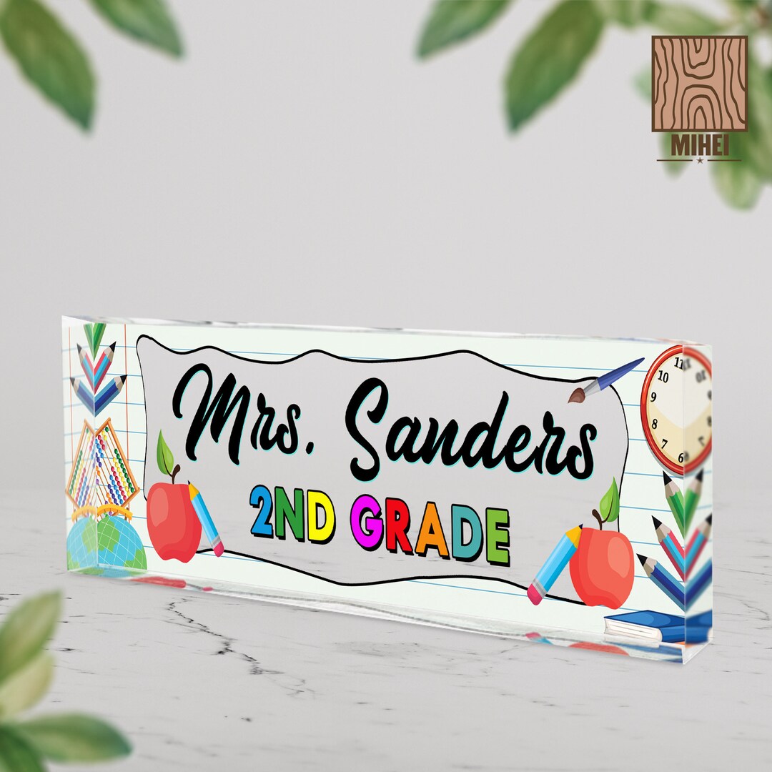 Custom Teacher Name Sign, Teachers Desk Name Plate Acrylic Decor ...