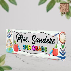 Custom Teacher Name Sign, Teachers Desk Name Plate Acrylic Decor ...