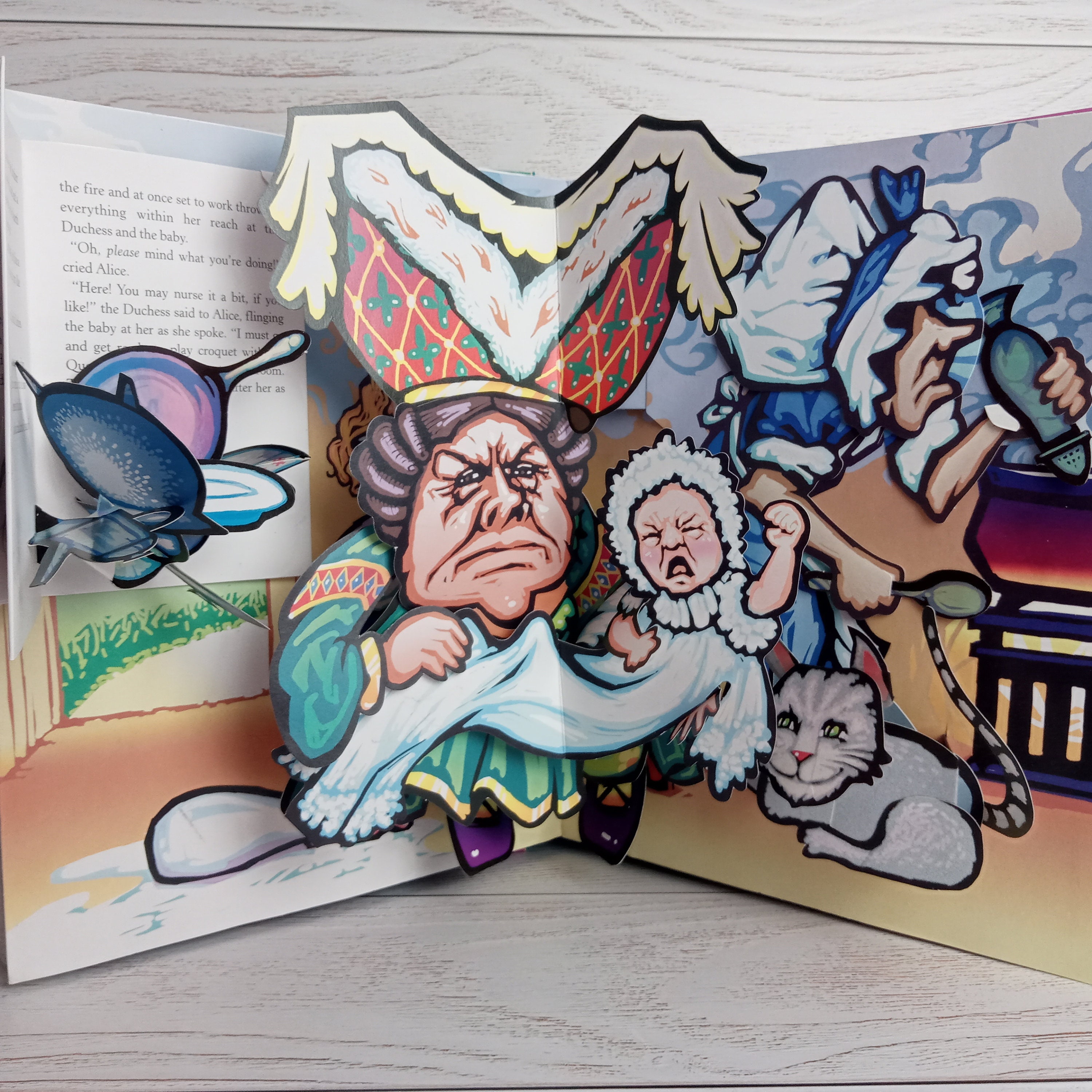 Lewis Carroll, Alice in Wonderland, Pop-up Book, Robert Sabuda First ...