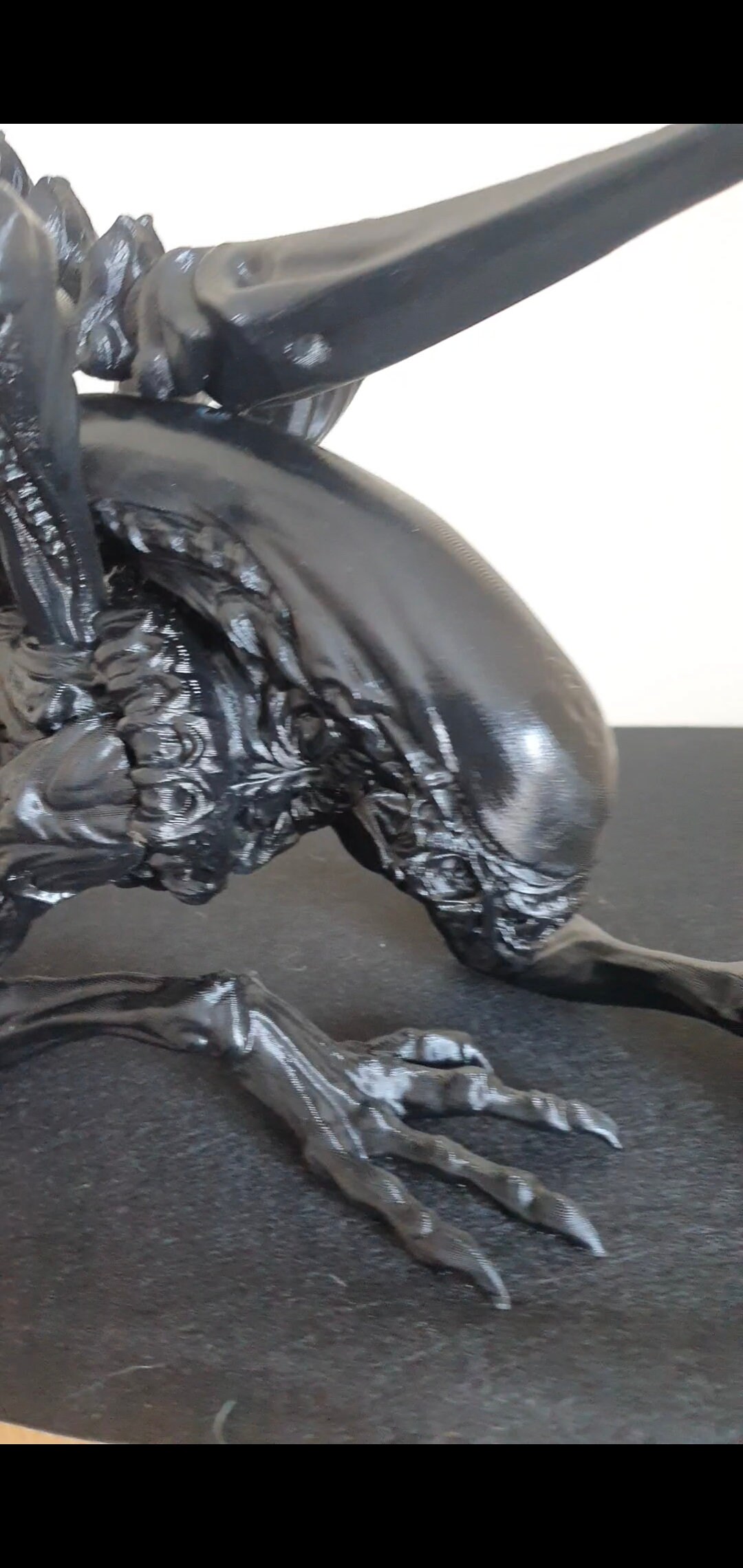 Alien Skincrawler 3d Printed and Painted Model - Etsy