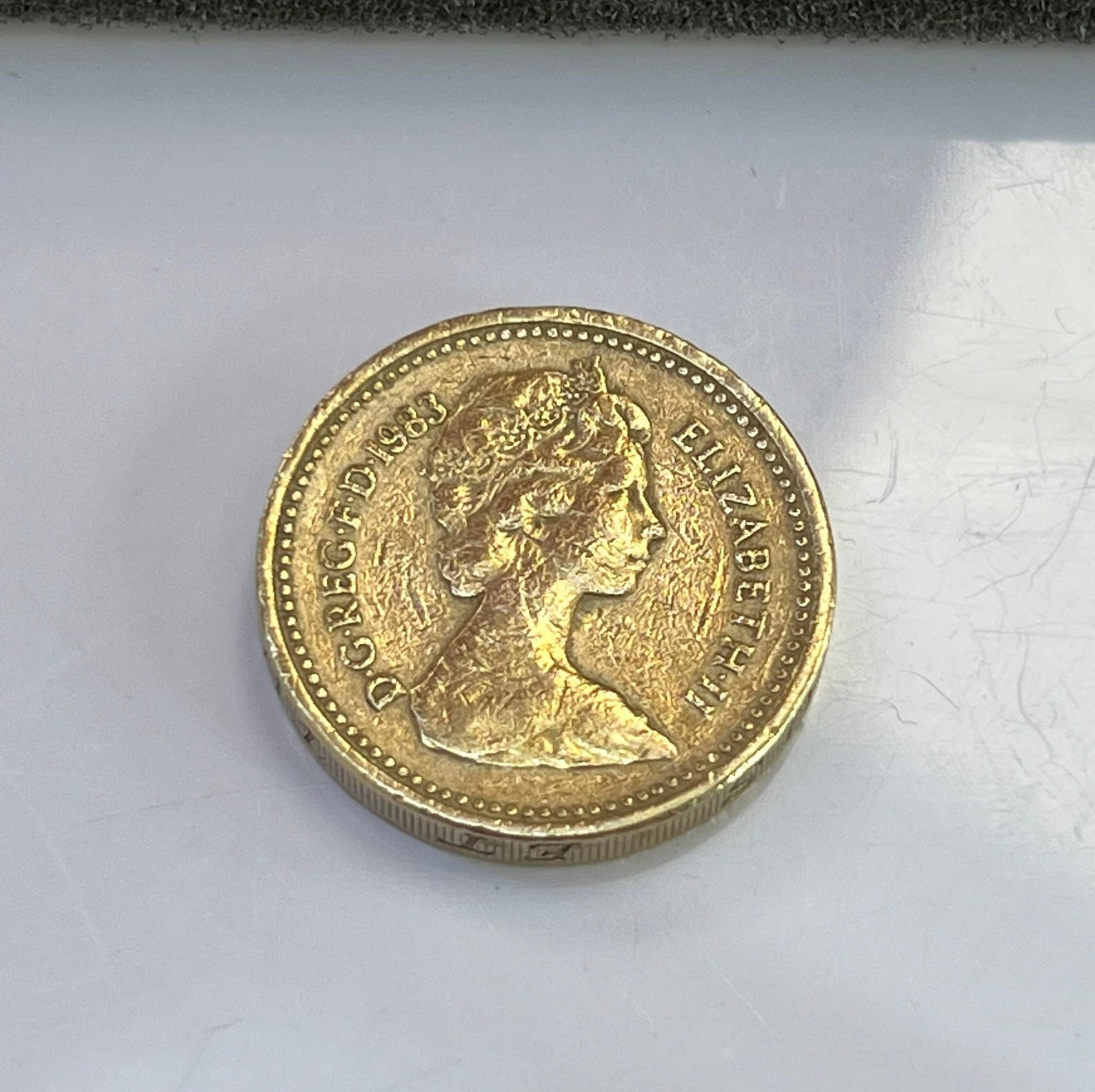 RARE One Pound 1983 Elizabeth II Decus Et Tutamen - Etsy Canada