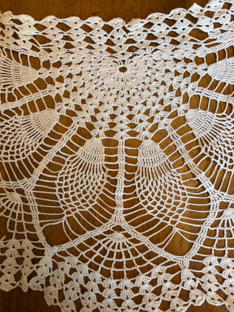 Vintage Semi-circle Crochet Doily – 1950s Handmade White Pineapple Lace ...