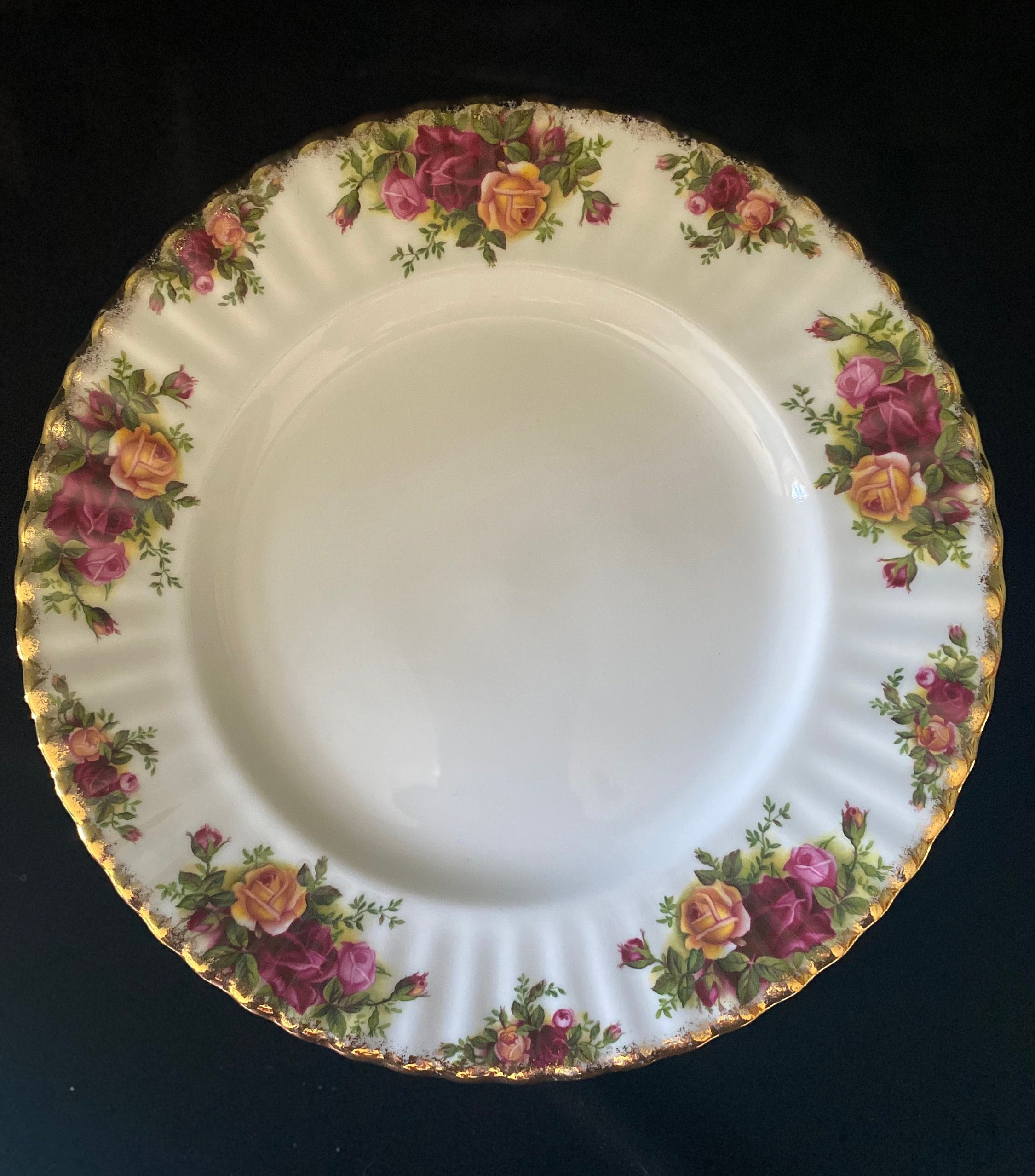 Prince Albert "old Country Roses" Dinner Plates, 10-3/8 Inch, Burgundy ...