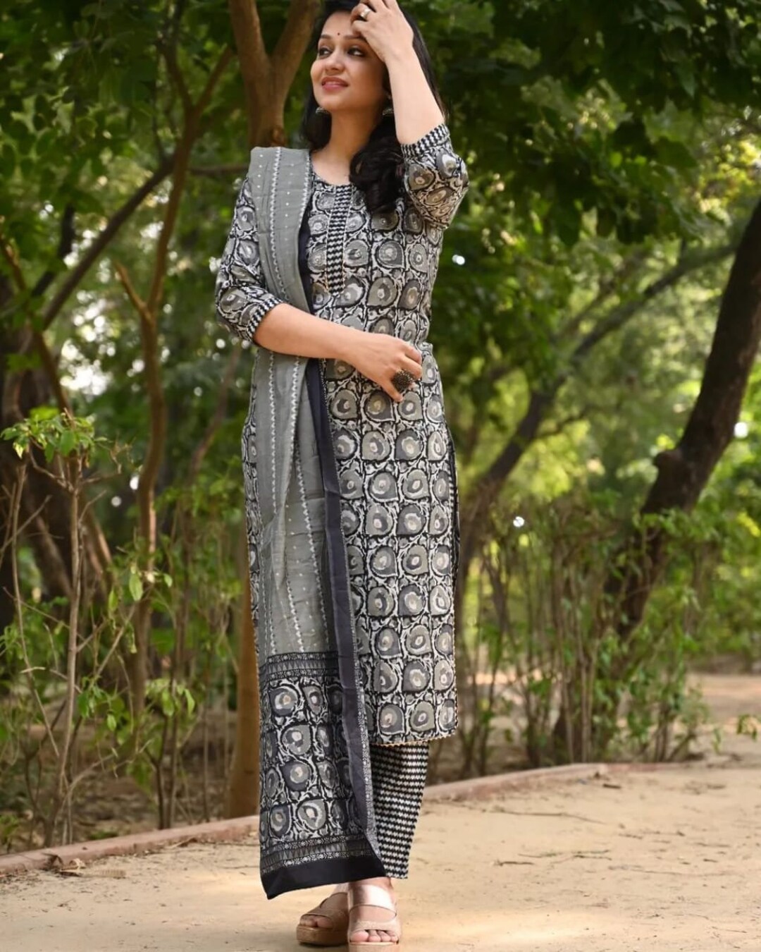 Designer White Cotton Katha Embroidery and Pearl Work Over Kurti Yolk ...