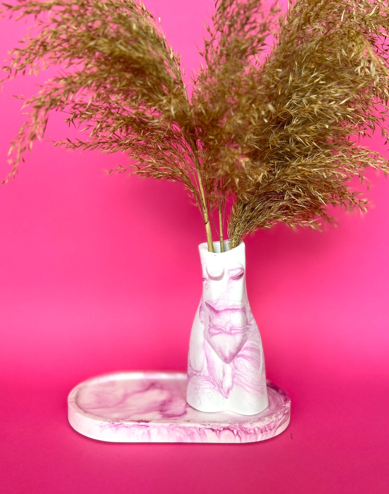 Abstract Female Body Vase for Dry Dried Flowers, Nordic Minimalist ...