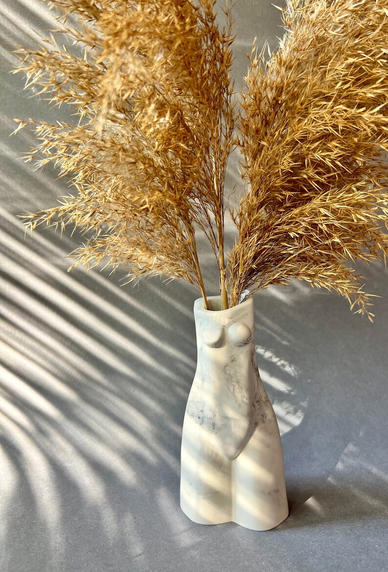 Abstract Female Body Vase for Dry Dried Flowers, Nordic Minimalist ...
