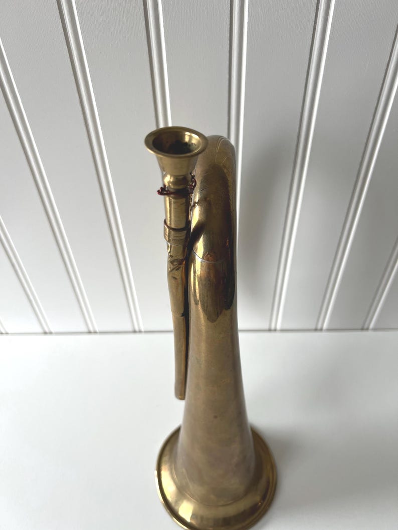 Vintage Brass Bugle Horn / Vintage Horn / Christmas Brass Horn / Holiday Decor Brass Bugle ...