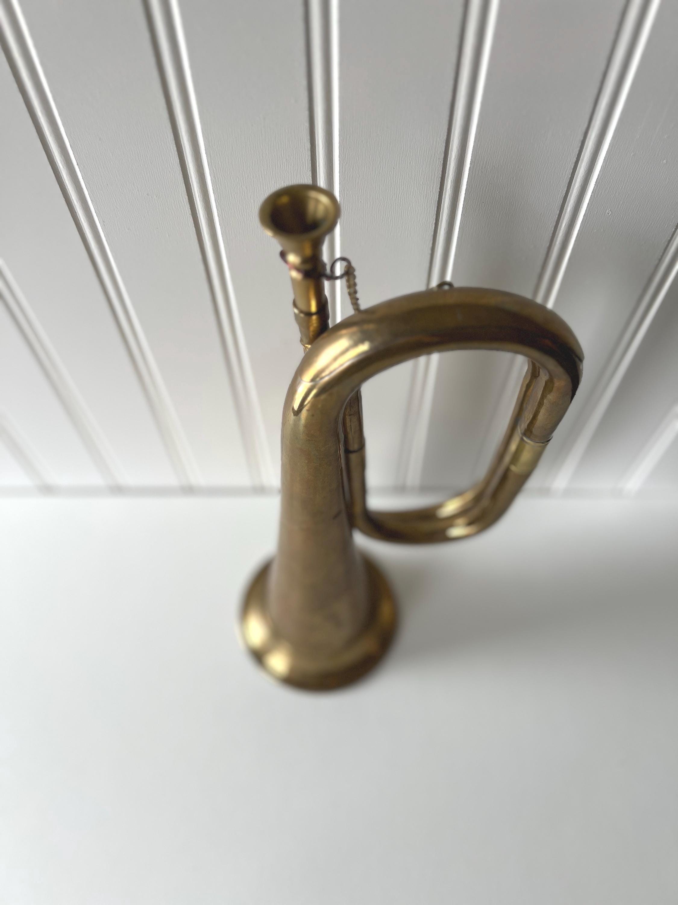 Vintage Brass Bugle Horn / Vintage Horn / Christmas Brass Horn ...