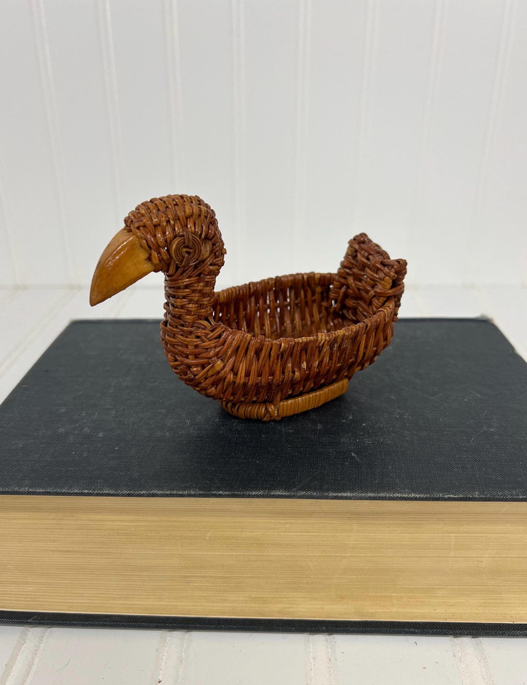 Vintage Small Brown Wicker Duck Figurine Trinket Basket | Nursery Duck ...