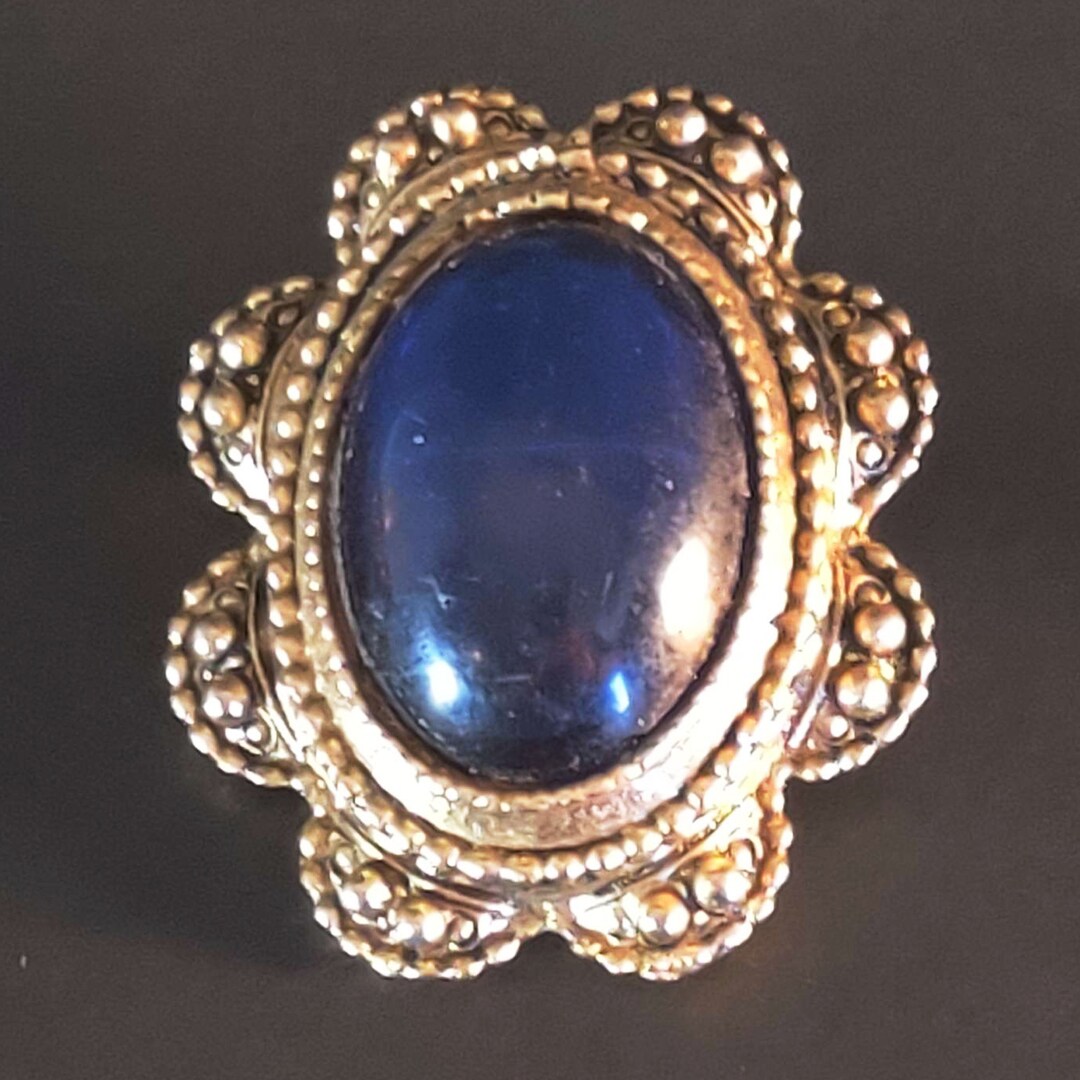 Vintage Royal Oval Blue Glass Brooch - Etsy