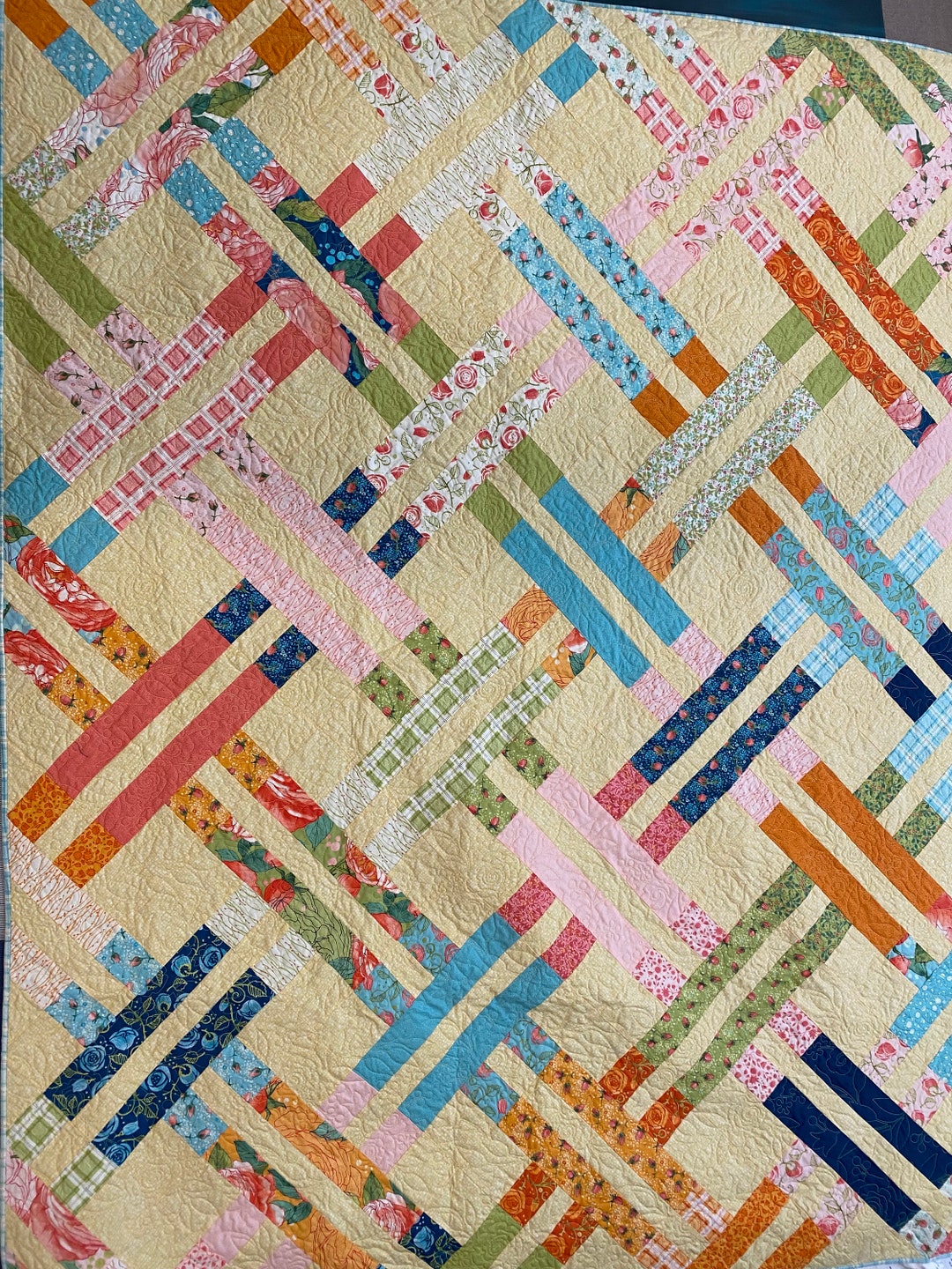 Spring Time Cross Hatch Quilt - Throw Sized - Etsy
