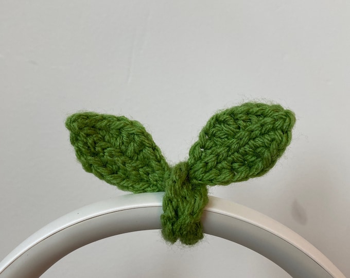 Crochet Sprout for Headphones - Etsy
