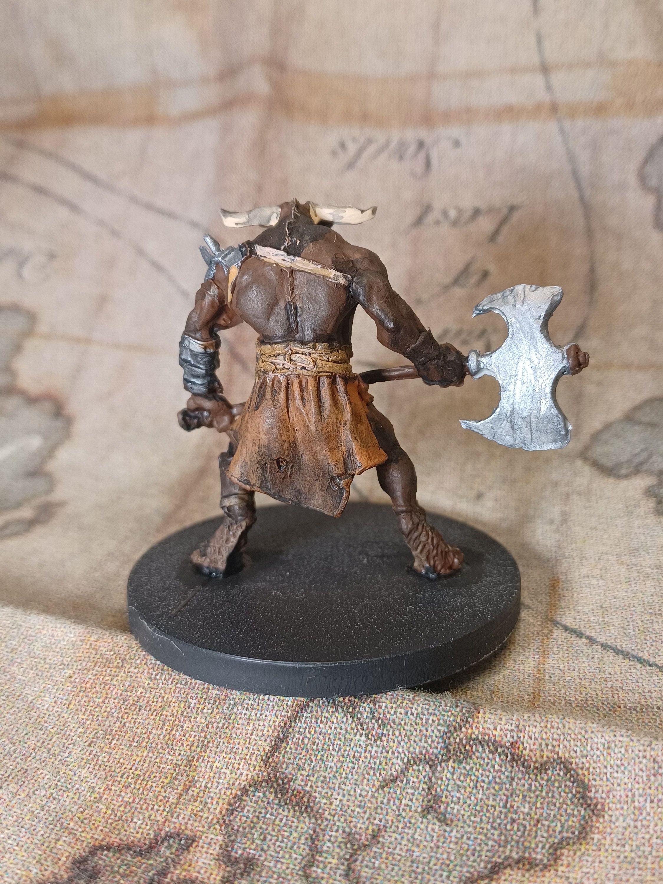 Minotaur great Axe Hand Painted D&d/pathfinder/ttrpg Miniature reaper ...