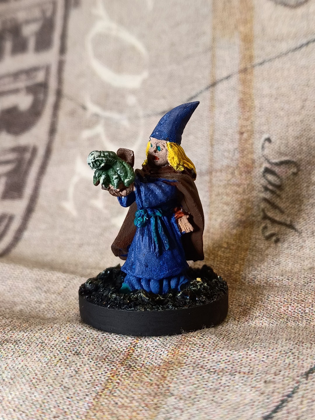 Witch/wizard (blue-ish Robe W/ Familiar)- Hand Painted D&d/pathfinder ...