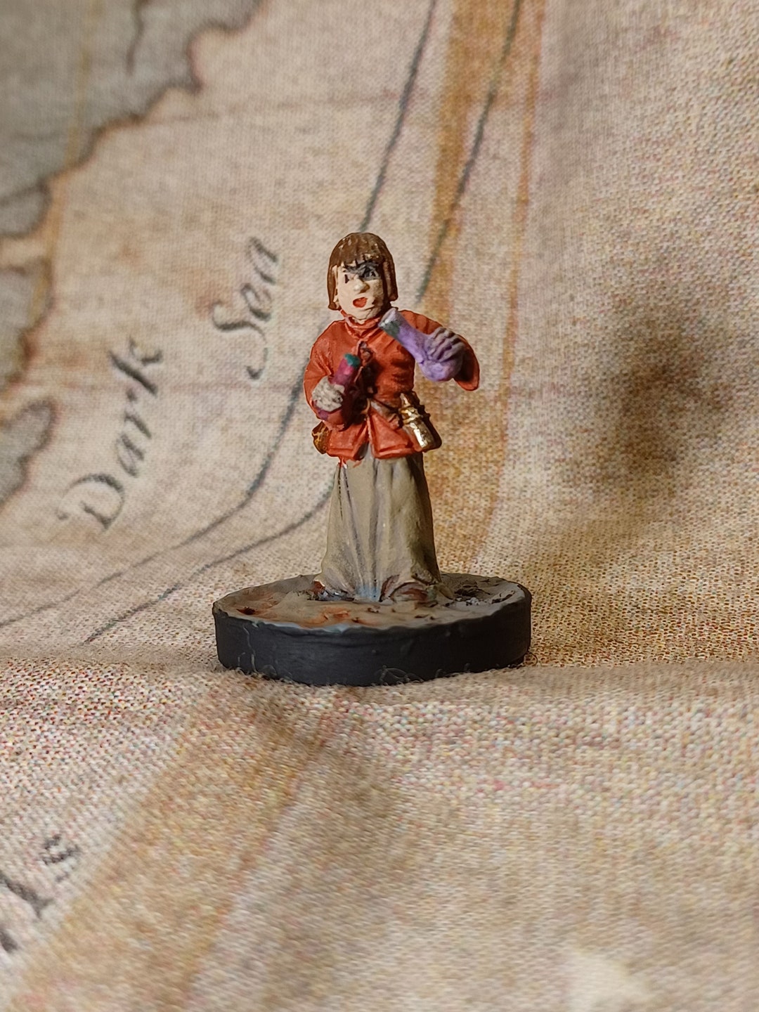 Witch/wizard orange Robe W/ Potions Hand Painted D&d/pathfinder/ttrpg ...