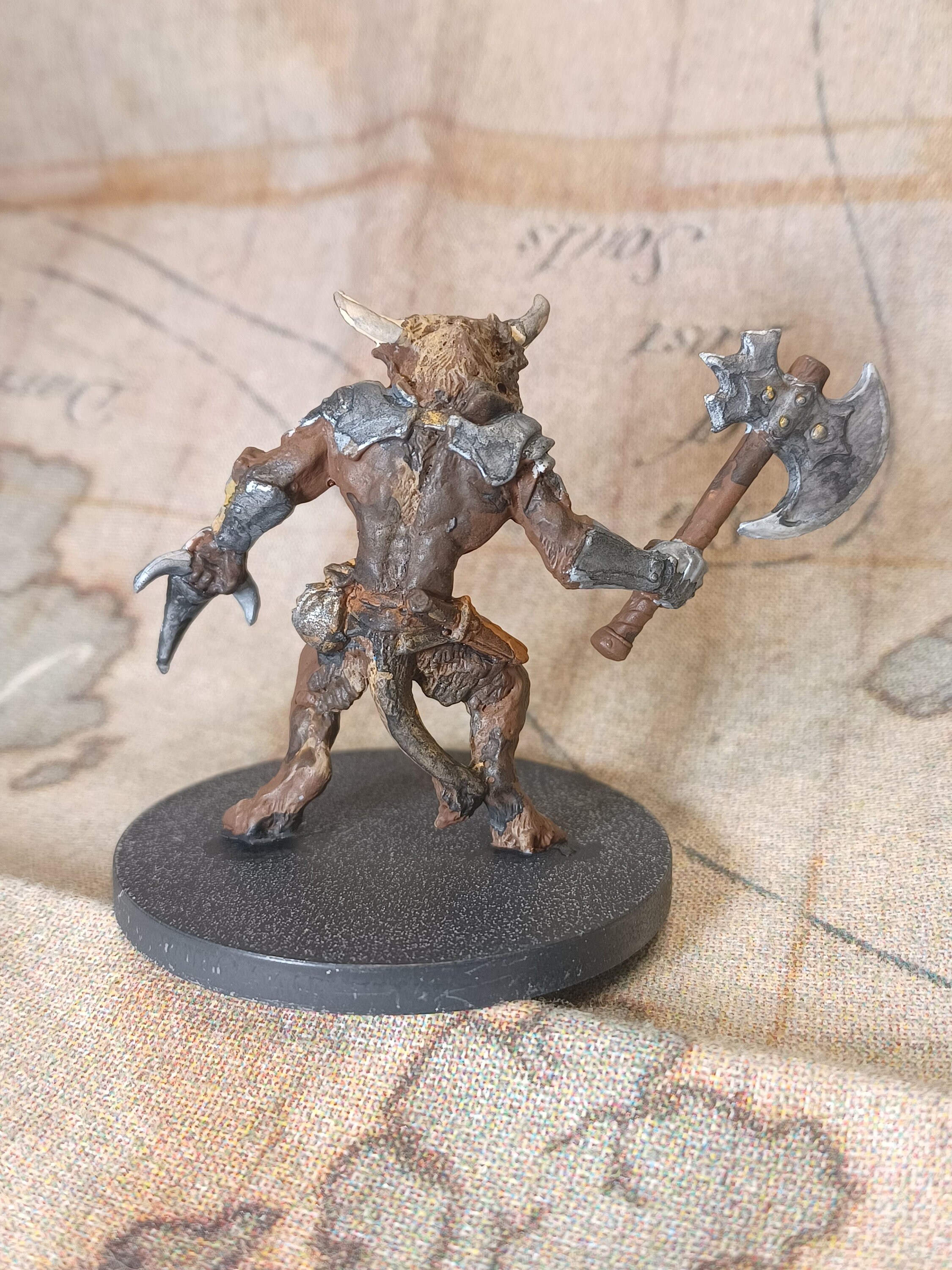 Minotaur -(gauntlet) Hand Painted D&d/pathfinder/ttrpg Miniature ...