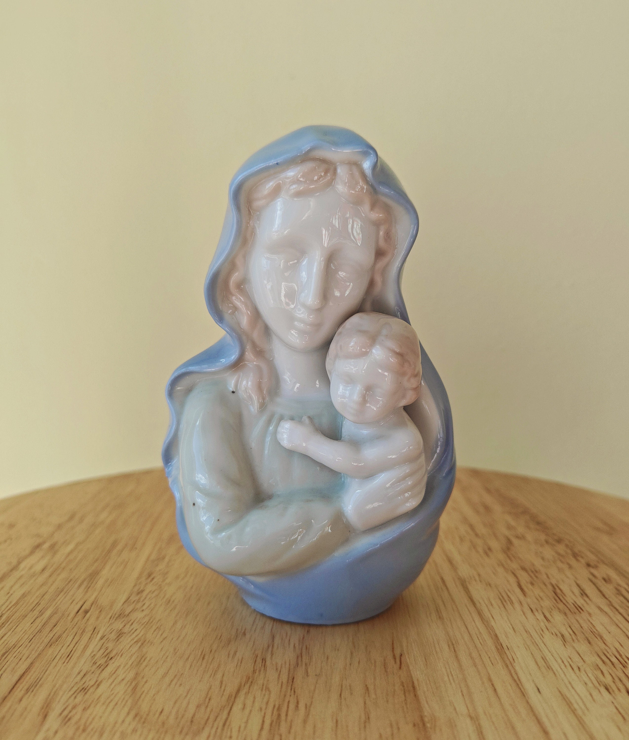 Madonna and Child Porcelain Figure Statue, Vintage, Bust Porcelain ...