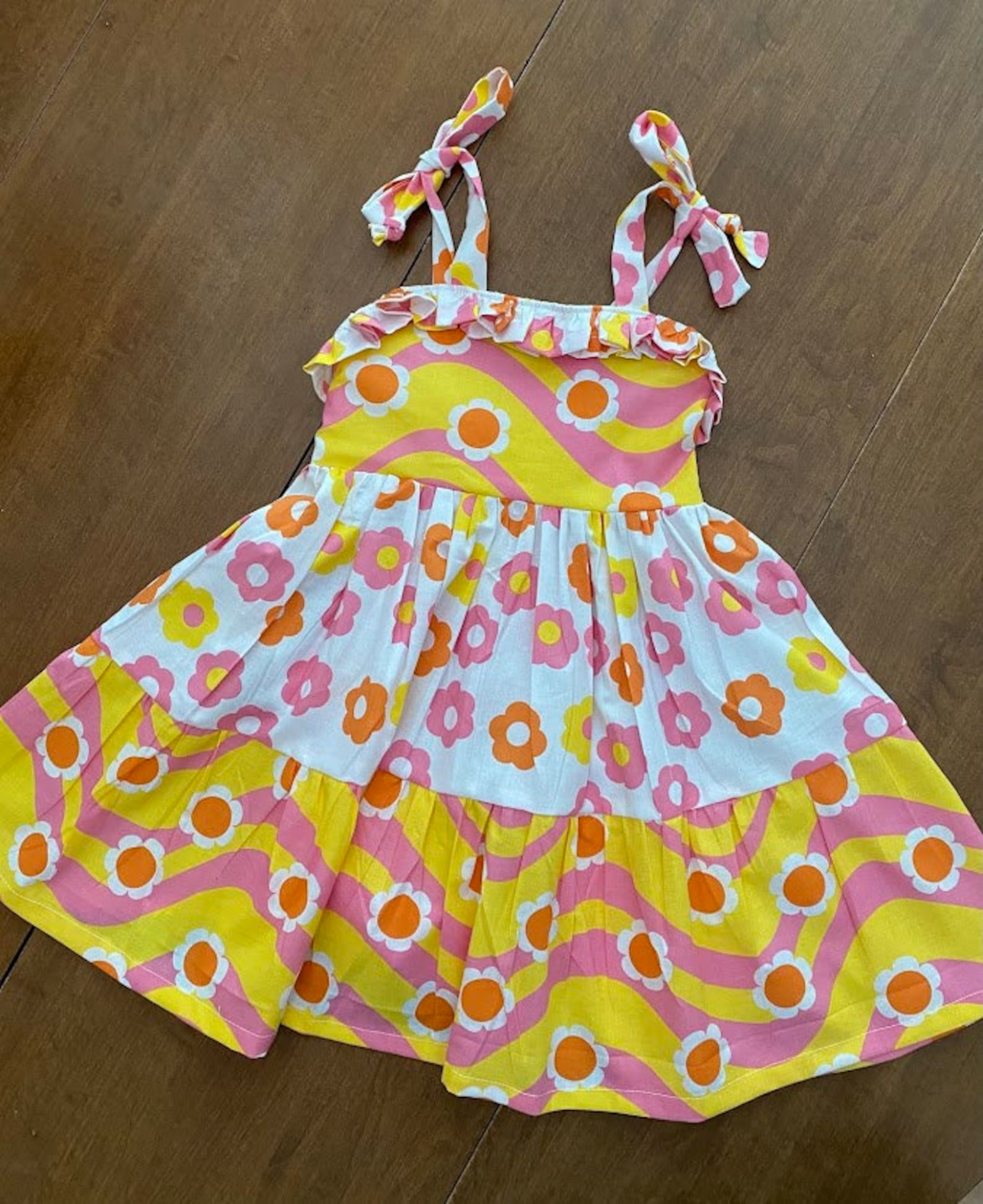 Groovy Daisy Sundress - Etsy