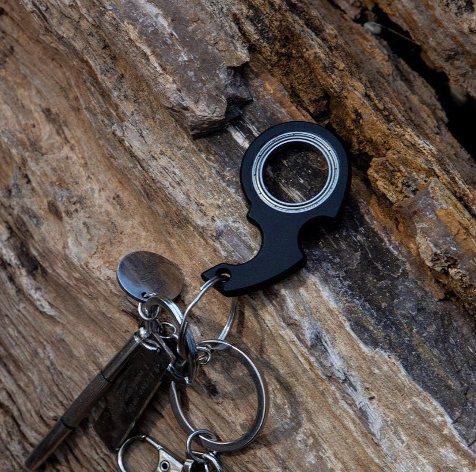 Karambit Spinner Style Fidget Spinner Keychain, Anti Anxiety Toy ...