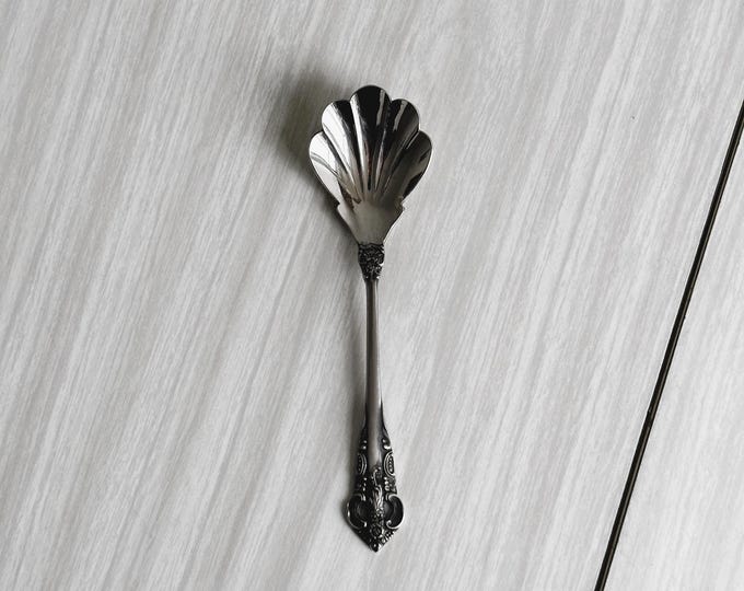 Elegant Decorative Silver Metal Spoon, Vintage Style With Refined ...