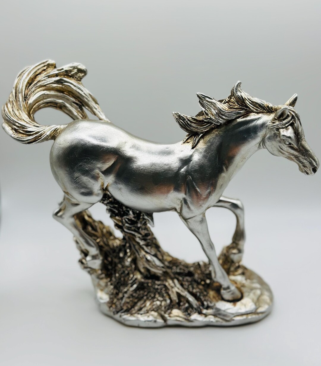 Silver Horse Sculpture / Elegant Resin Horse Decor / Modern Silver ...