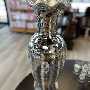 Silver Mirrored Vase/ Reflective Large Vase/ Silver Large Vase/ Silver ...