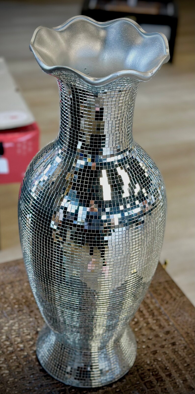 Silver Mirrored Vase/ Reflective Large Vase/ Silver Large Vase/ Silver ...