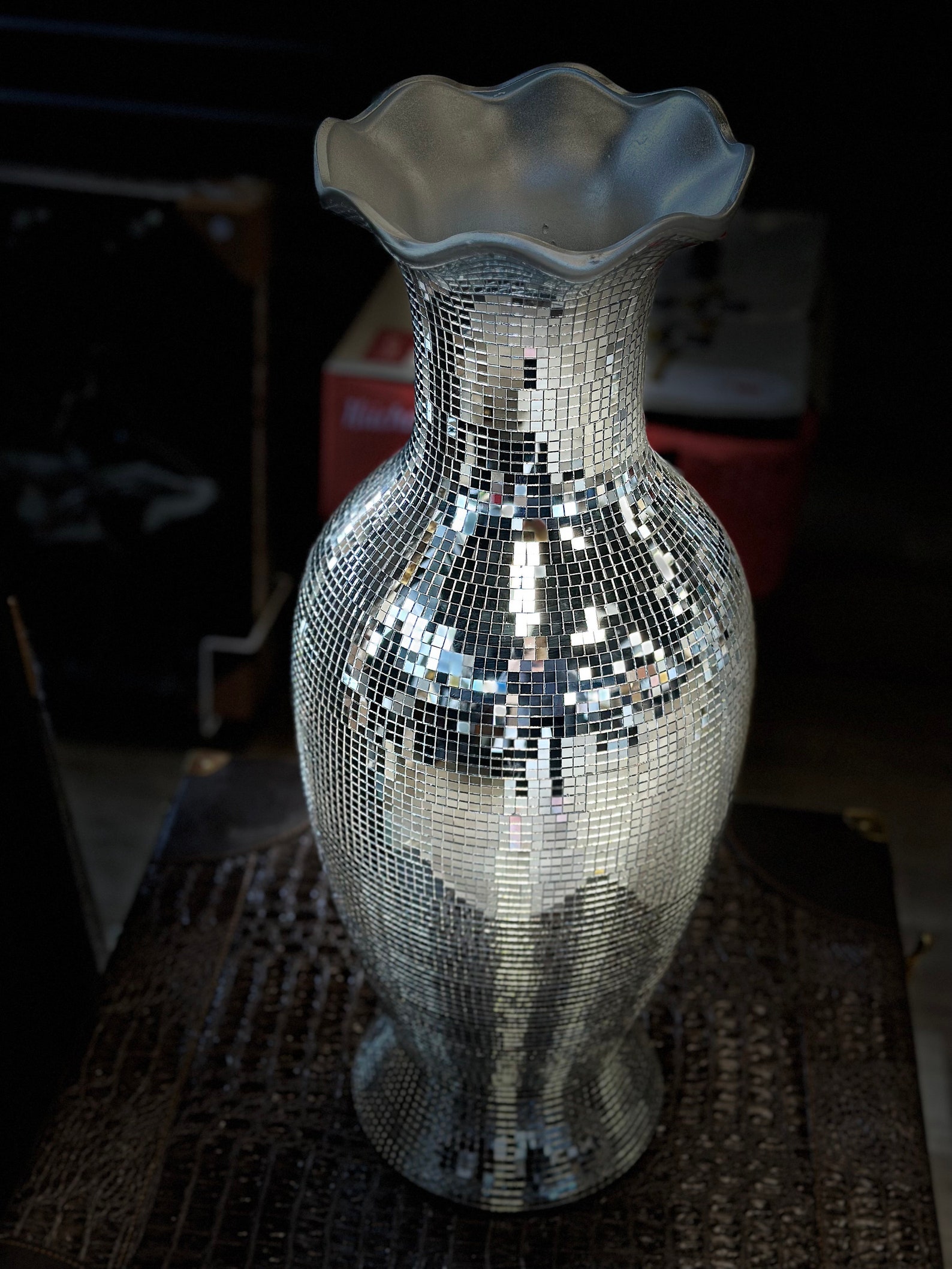 Silver Mirrored Vase/ Reflective Large Vase/ Silver Large Vase/ Silver ...