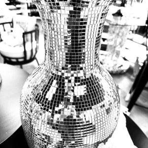 Silver Mirrored Vase/ Reflective Large Vase/ Silver Large Vase/ Silver ...