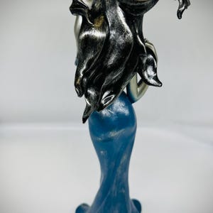 Lady Figurine in Blue/ Blue Accent Statue/ Resin Accent Home Decor ...