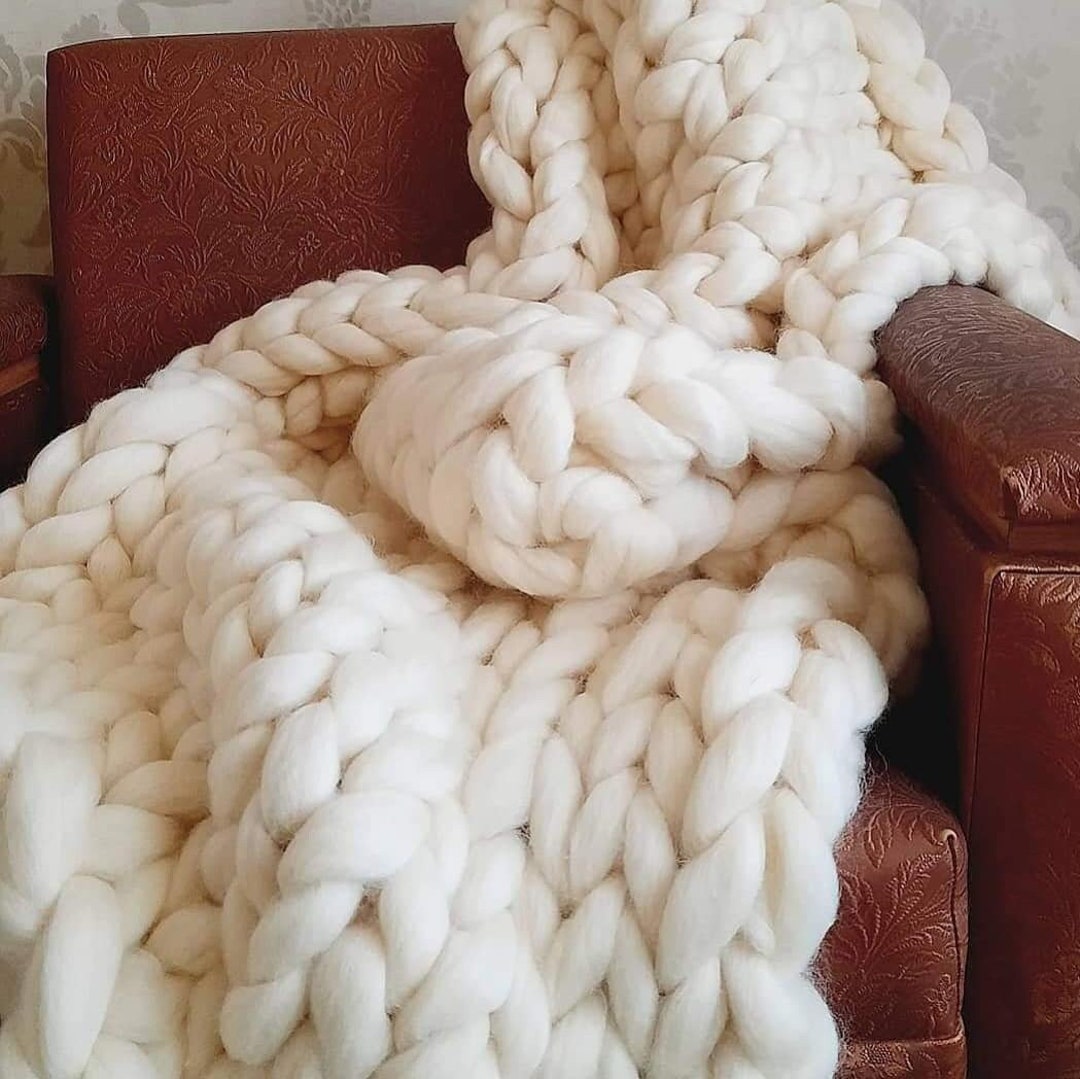 Chunky Knit Wool Blanket Perfect for Cozy Nights on the Sofa and Bed ...