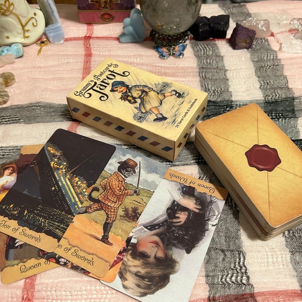 Granny’s Postcards Tarot - Etsy