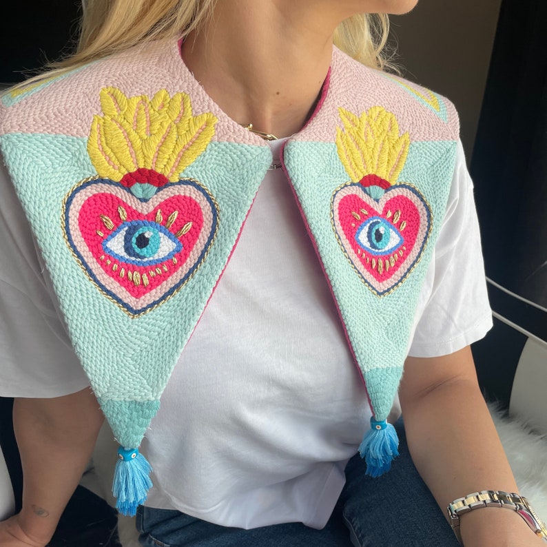 Evil Eye in Pink Heart Detachable Collar,oversize Peter Pan Collar ...