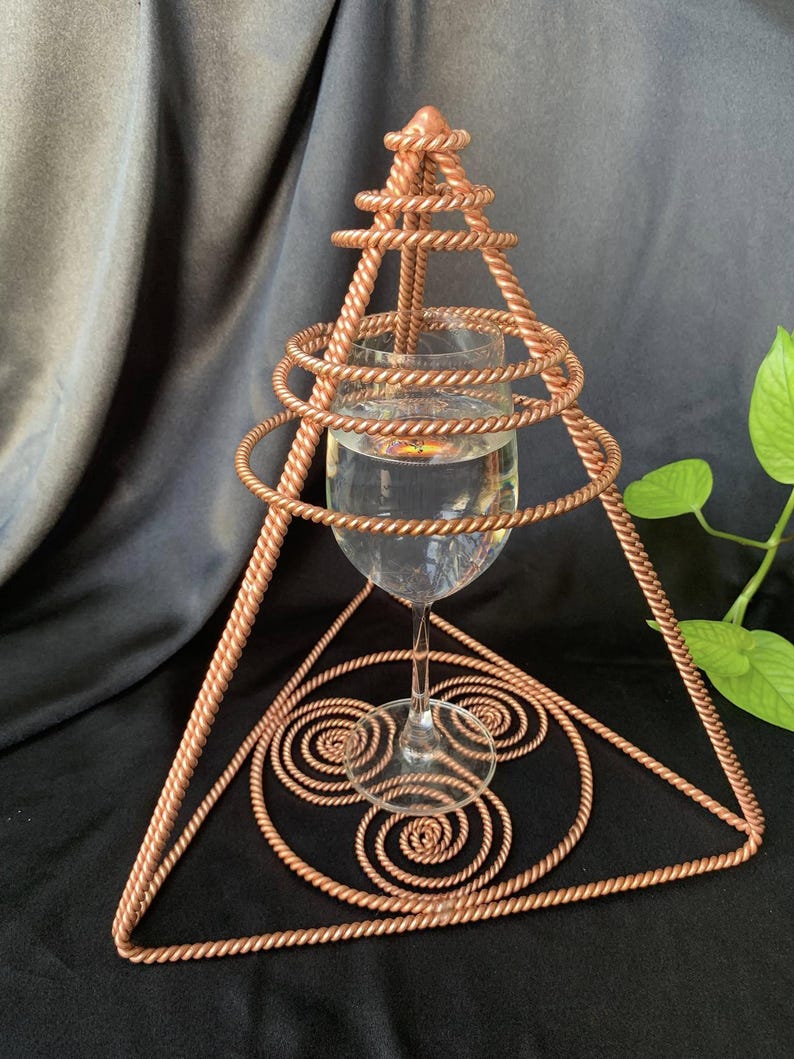 6-frequency Copper Water Charging Pyramid: Sacred Geometry Meditation ...