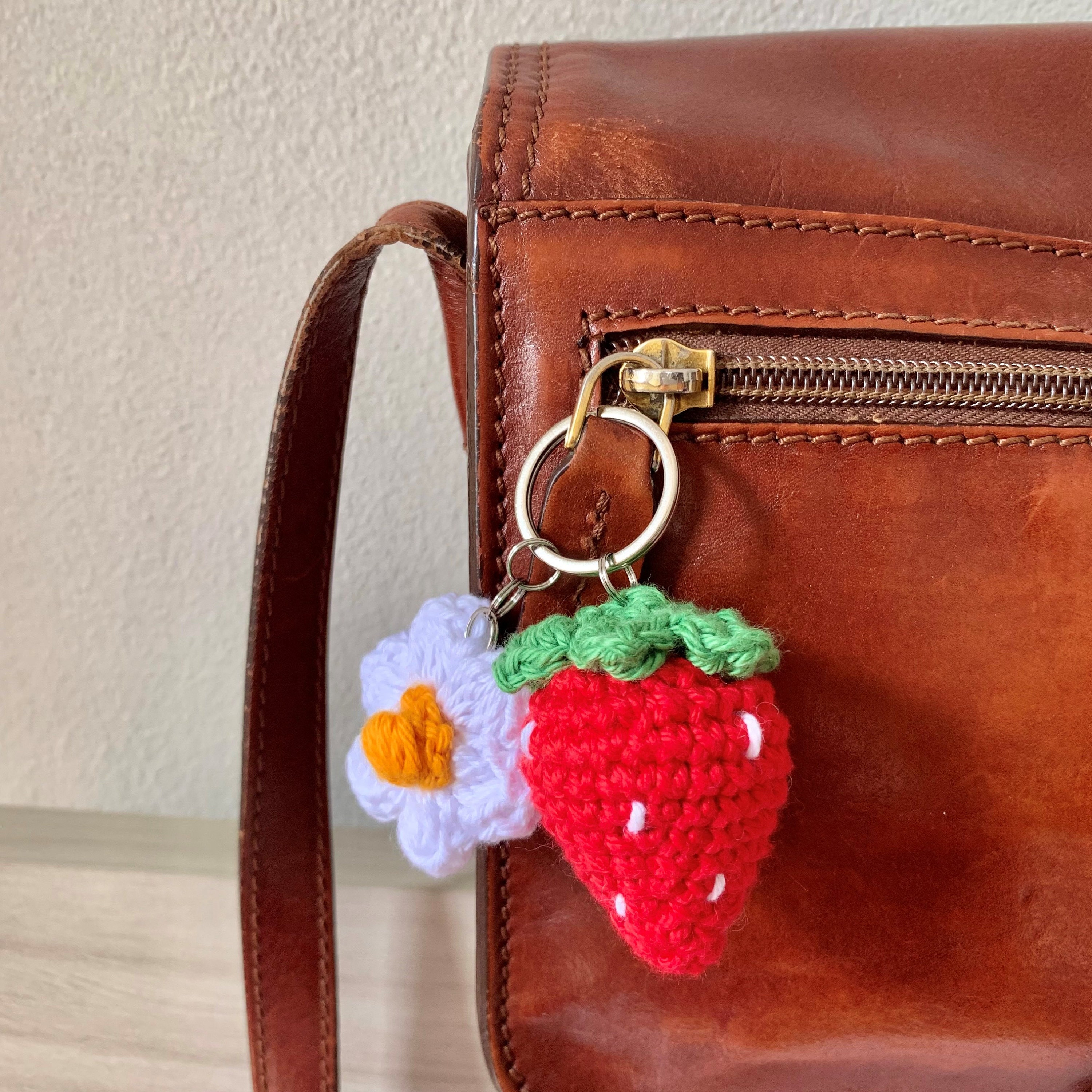 Strawberry Keychain, Crochet Aesthetic Keychain, Kawaii Bag Charm ...