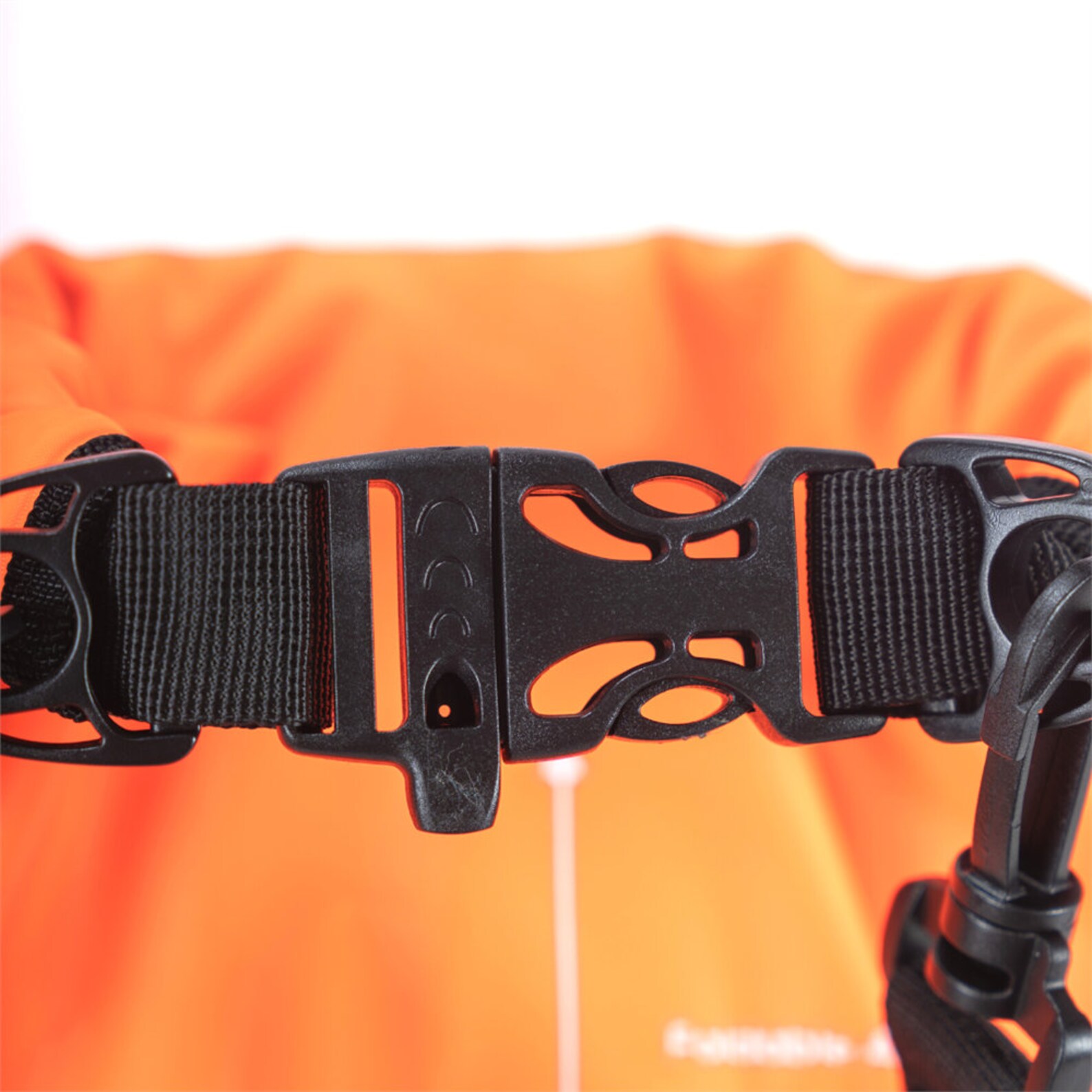 Cosimac 28L Inflatable Back Pack Buoy Bag Swim Float for Open Water and ...