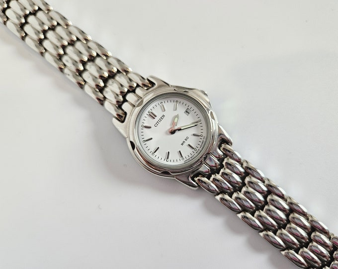 Ladies Vintage Elegant Citizen Quartz WR50 Watch With Date Indicator ...