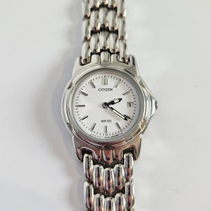 Ladies Vintage Elegant Citizen Quartz WR50 Watch With Date Indicator ...